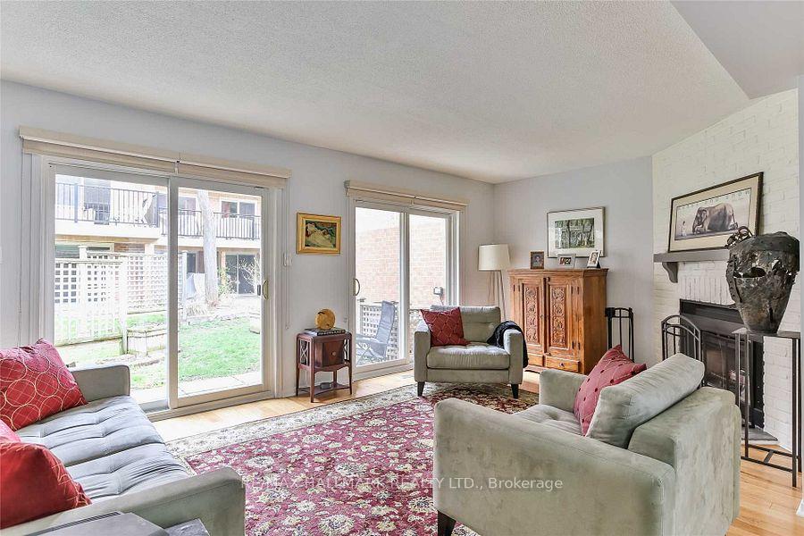 7 Rodeo Pathway, Toronto, ON M1N 4E1