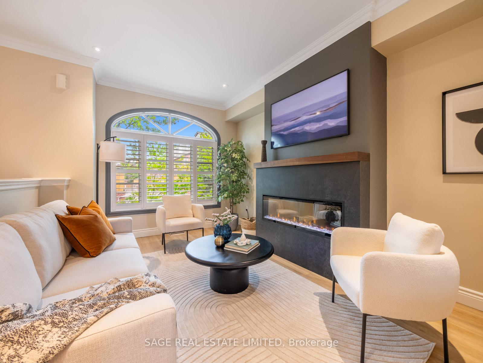 7 San Remo Terrace, Toronto, ON M8Z 6C5