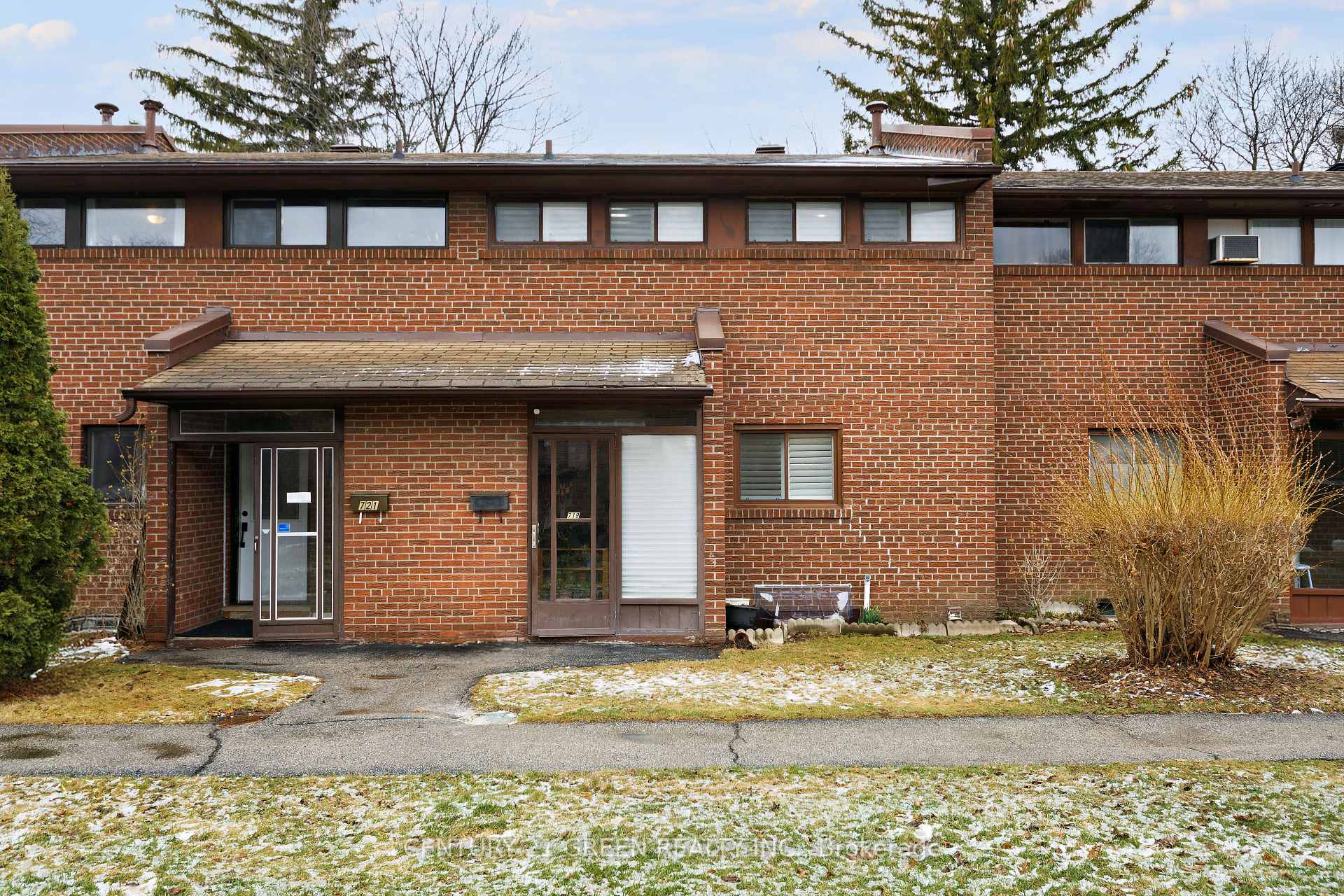 719 Military Trail, Toronto, ON M1E 4P6