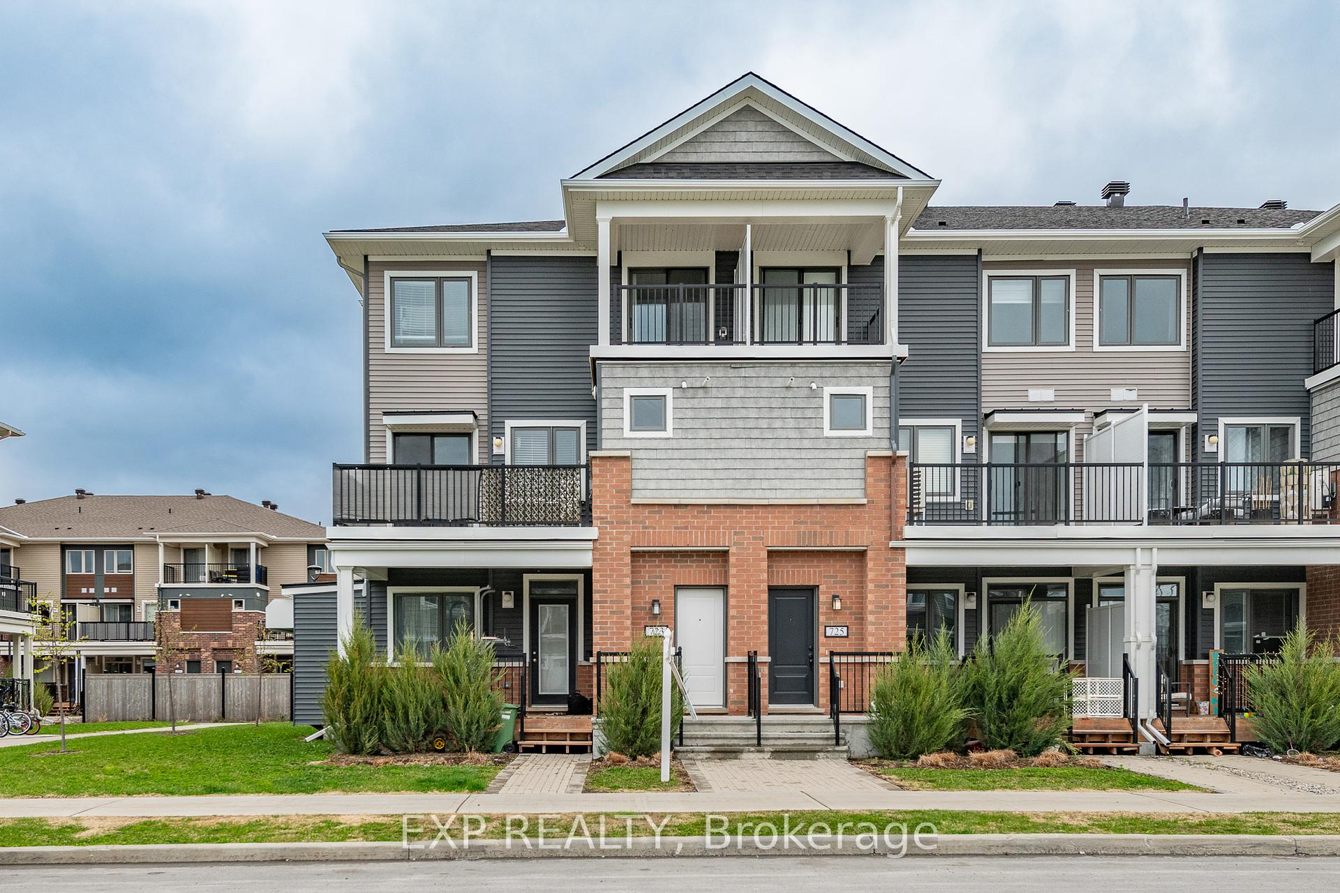 723 Rouncey Road, Kanata, ON K2V 0S2