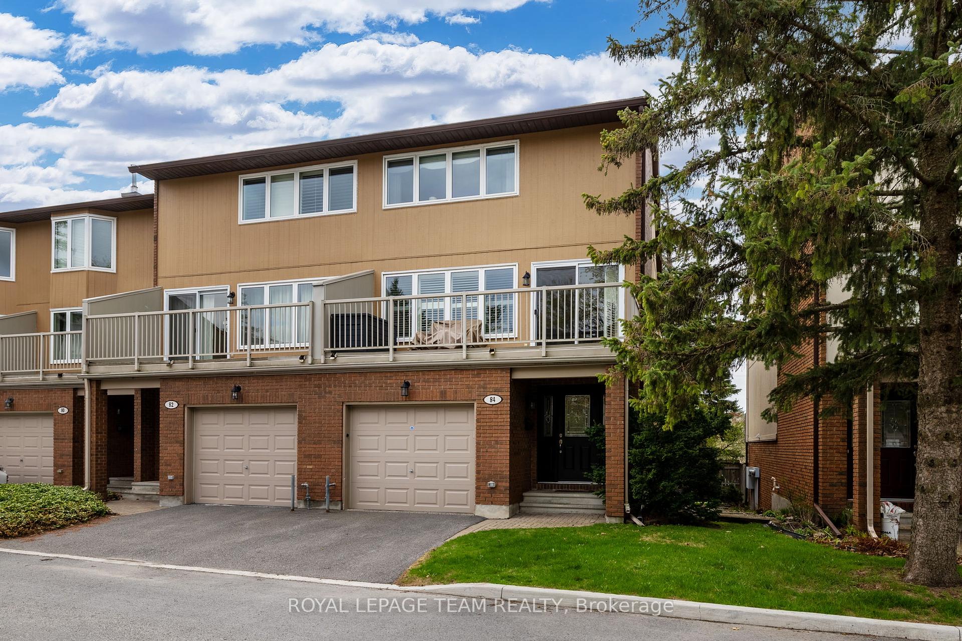 84 Winbro Private, Hunt Club - Windsor Park Village and Area, ON K1V 0M6