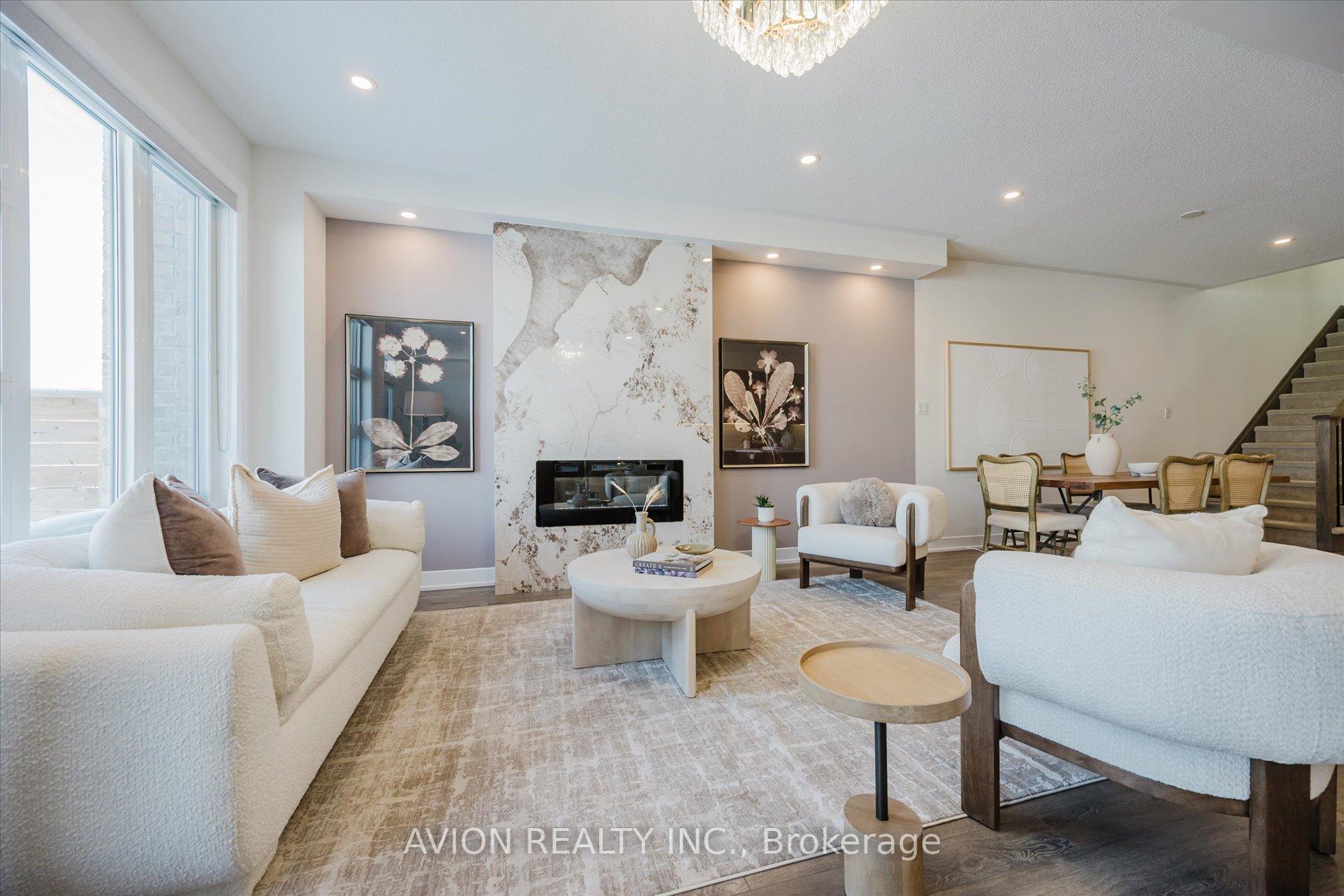 96 Donald Fleming Way N, Whitby, ON L1R 0N8