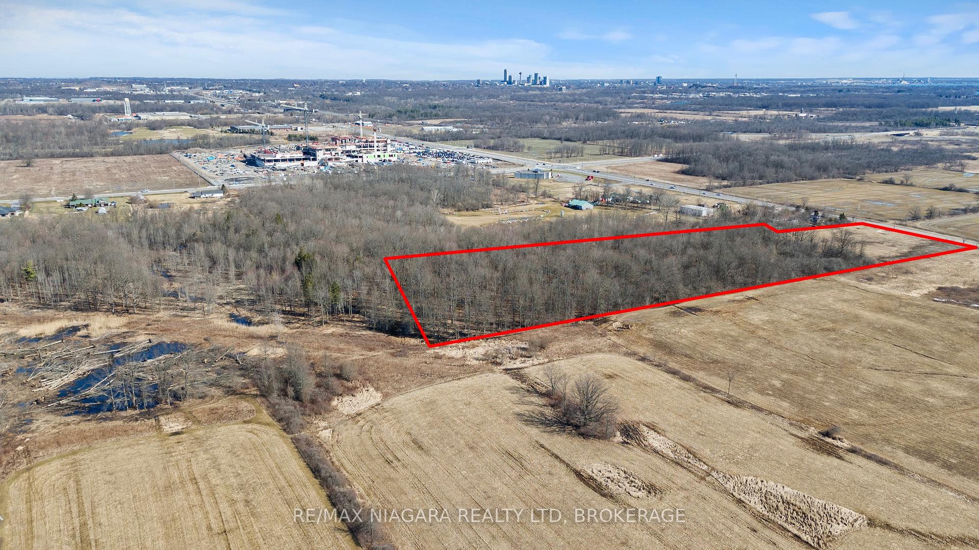 V/L MONTROSE Road, Niagara Falls, ON L2E 6X2